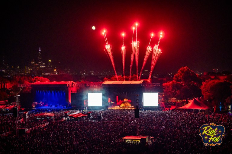 Riot Fest Announces 2025 Set Times for 20th Anniversary in Chicago ...