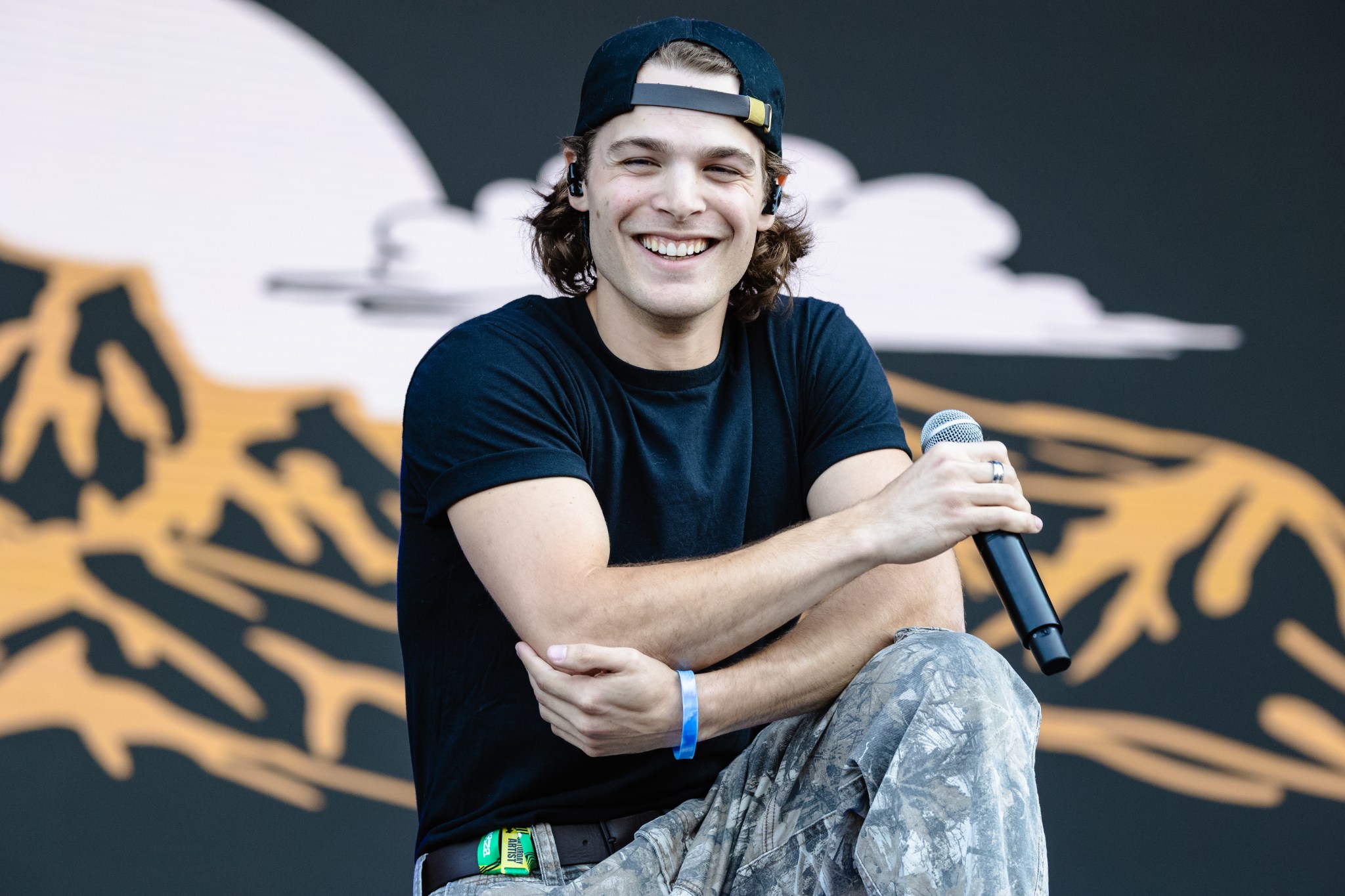 Max McNown Interview: The Oregon-bred, Nashville-based Folk-Country ...